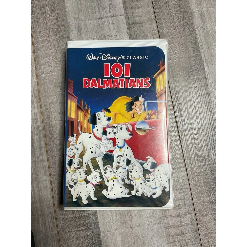 Disney | Media | Walt Disneys Classic 1 Dalmatians Vhs 1992 Clamshell ...